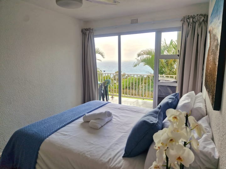 Swallows Nest-heart Of Umdloti (4 Adults & 2 Kids) - Mount Moreland