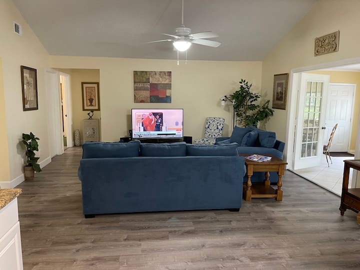 Sebastian Vacation Home Close To Sky Diving - Sebastian, FL