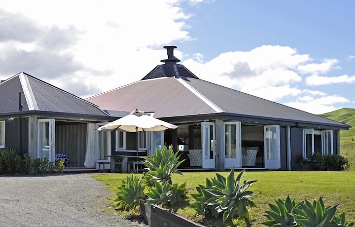 Blackhouse Luxury Lodge, Wainui Bch, Gisborne - Gisborne, New Zealand