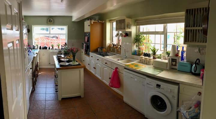 Pretty Cottage In The Village Of Alverstoke - Portsmouth