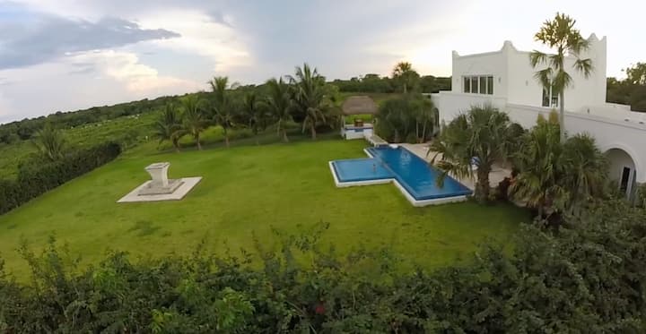 Unique Private Ranch Near The Mayan Riviera - Cancún