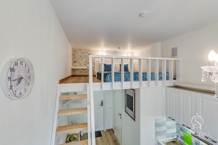 Стильная квартира на Васильевском острове - Saint Petersburg