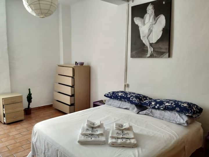 Bilocale In Centro (City Centre) Via San Carlo - Bologne