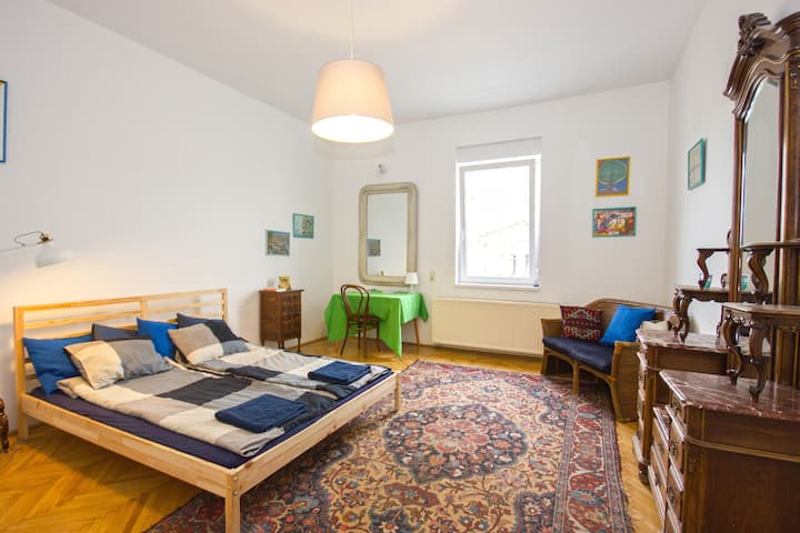Astonishing Bazilika View Superior Double Room - Budapest