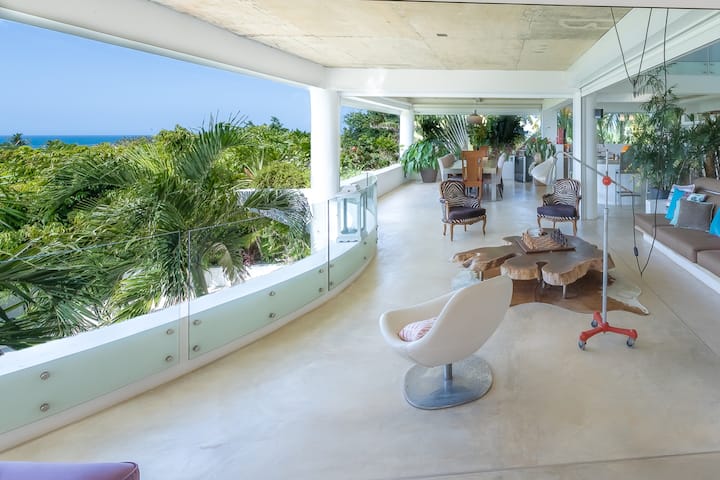 Amazing Sea View Luxury Modern, Fully Staffed - Dominica