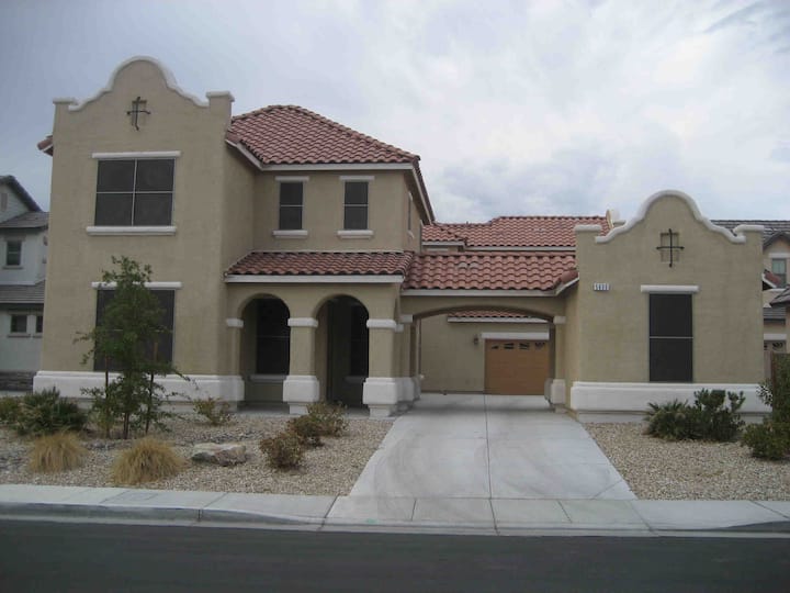 Edc Mini Castle 2 - Private Pool & Gazebo - North Las Vegas, NV