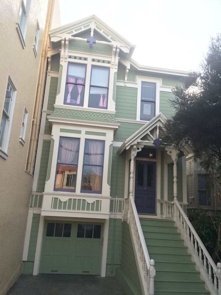 Mission Victorian, Quiet Block, Near Everything! - San Francisco, CA
