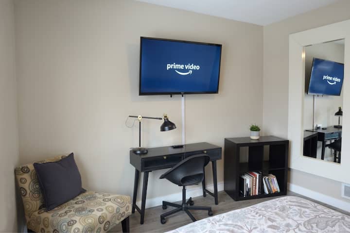 Charming Dt Studio: Walk To Rogers Place/park Free - Edmonton