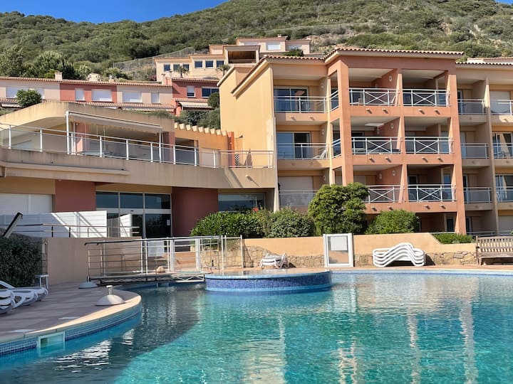 Appartement T2 Résidence Bord De Mer Avec Piscine - Ajaccio
