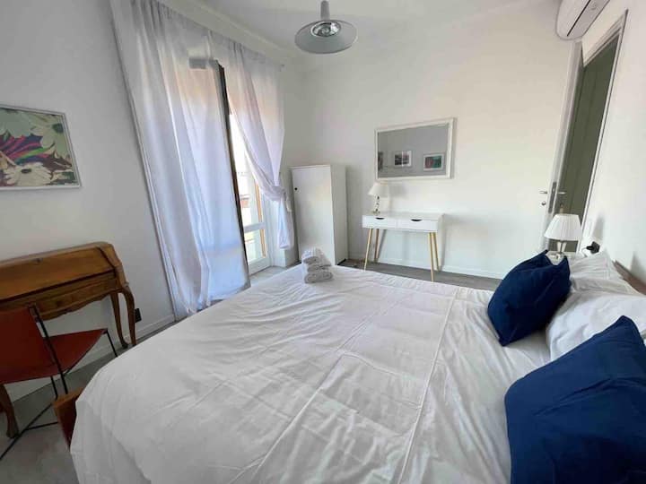 Efeso Graziosa Stanza Matrimoniale - Milano