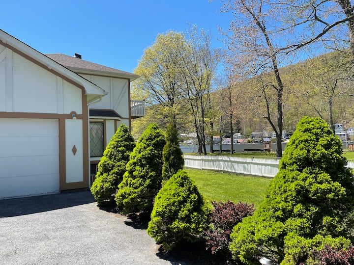 The Lakehouse At Greenwood Lake - Rockland County, NY