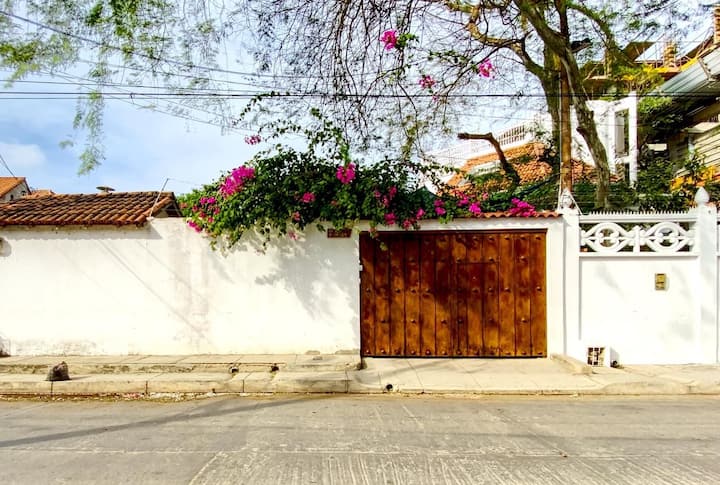 Casa Aguas Limpias - Cartagena, Colombia