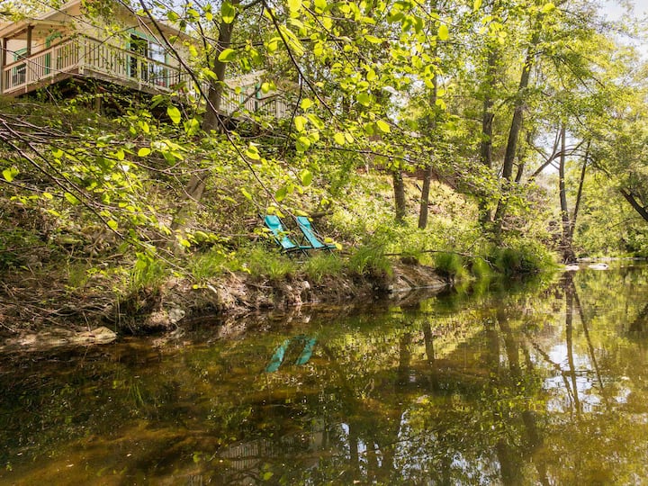 Cozy Sonoma Creekside Escape: Couples Retreat - Landmark Vineyards, Kenwood