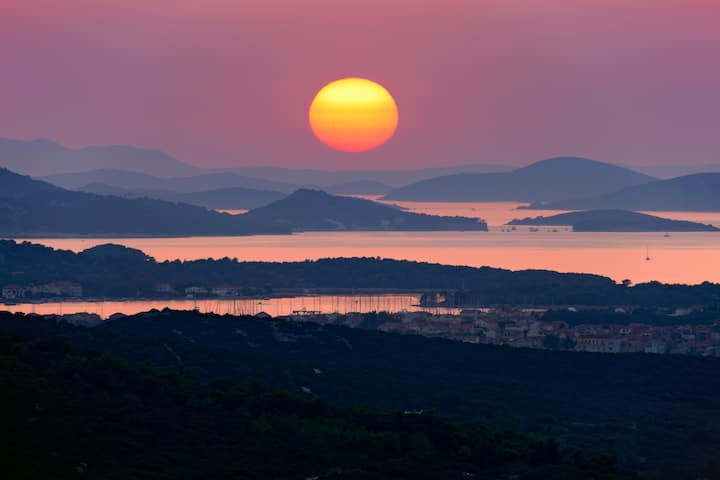Beautiful Stone House In Center - Murter