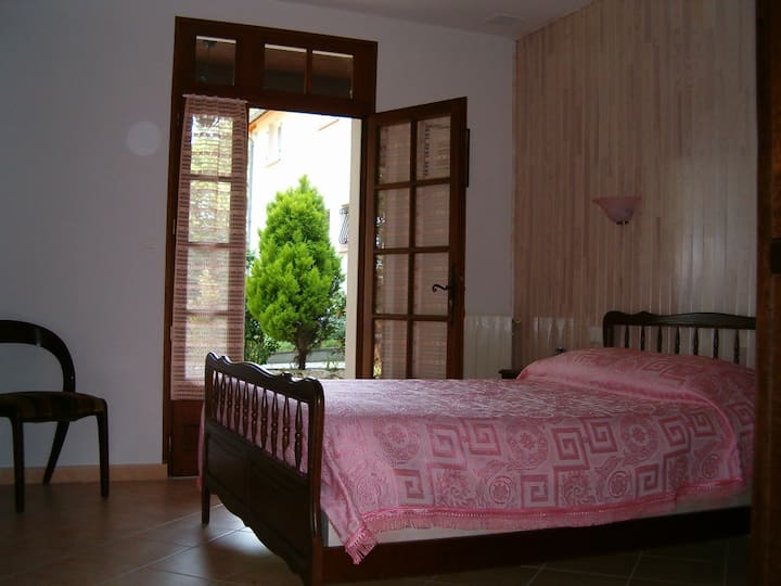 Gîte Rubis" Un Cadre De Rêve Et Des Vacances Relax - Monflanquin