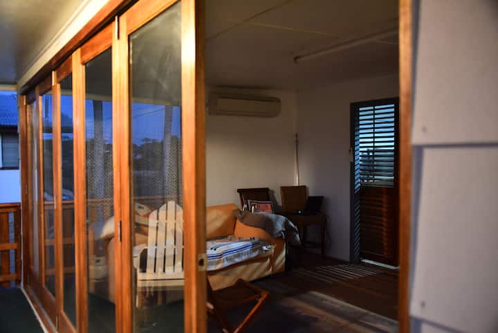 Cypress Beachhouse Stroll To Beautiful Beach - Hervey Bay