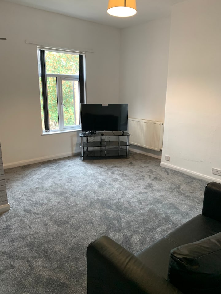 Comfortable 2 Bedroom Apartment - Birmingham