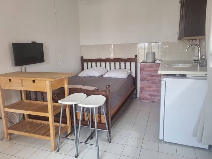 Maison Partagée (Chambre/toilette/parking Privée) - Canet-en-Roussillon
