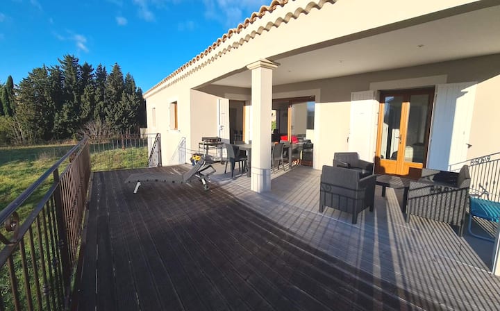 Maison Située à 10 Min  Des Gorges De L'ardèche - Pierrelatte