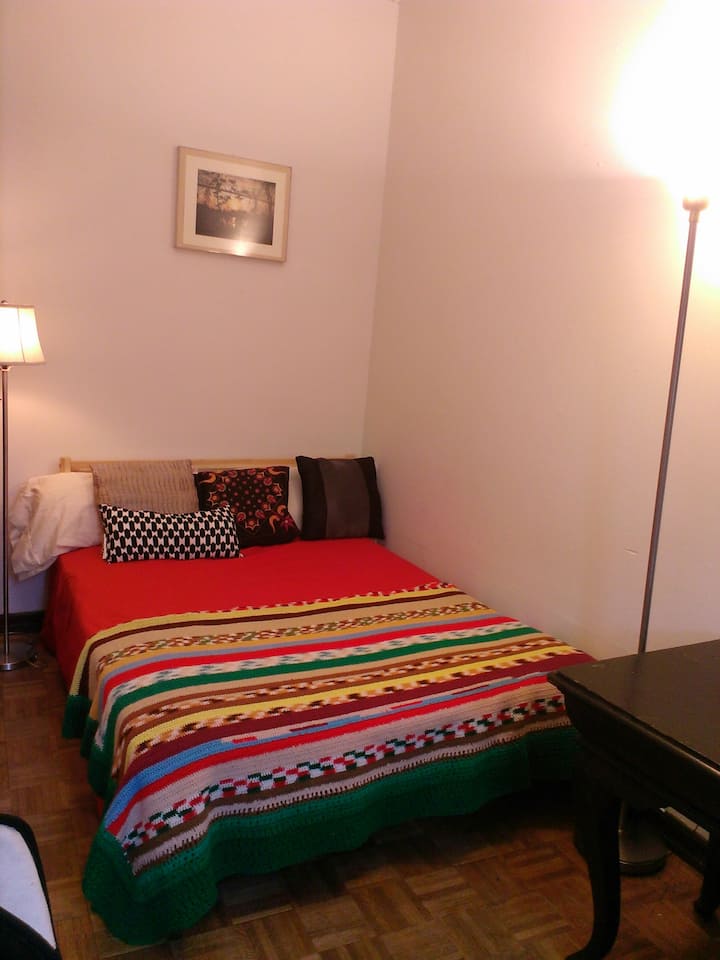 Charming Furnished Private Room - New York City