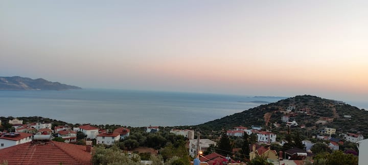 Deniz Manzaralı 2+1 House - Kaş