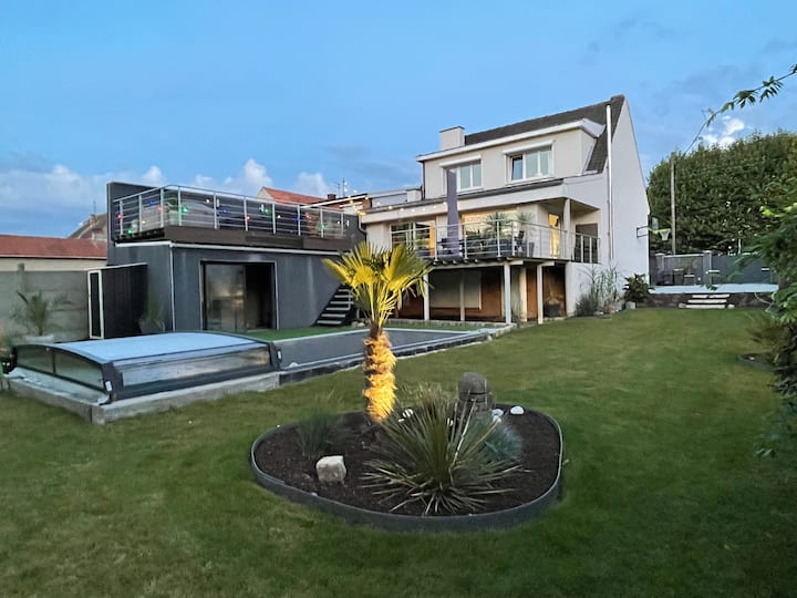 Maison Spacieuse Avec Piscine Et Jacuzzi - Arras