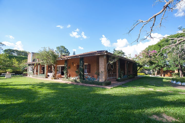 Belíssima Casa De Campo Em Atibaia Com Vista Vale - Atibaia