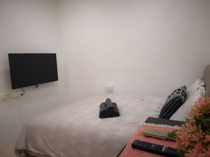 Sweet Peranakan Studio. City/mrt/netflix/flexible - Singapore