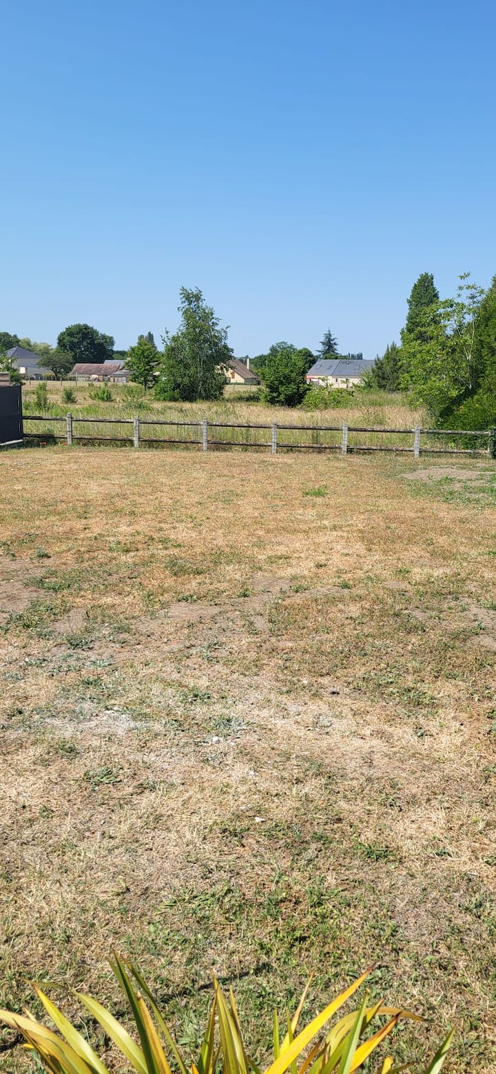 Emplacement à 10 Min Des 24h - Le Mans