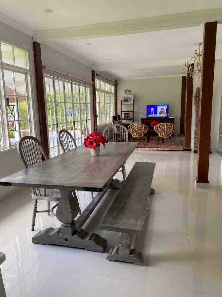 Tomohon Villa Marion Farm 6 Rooms (5 + 1 Vip Room) - Tomohon