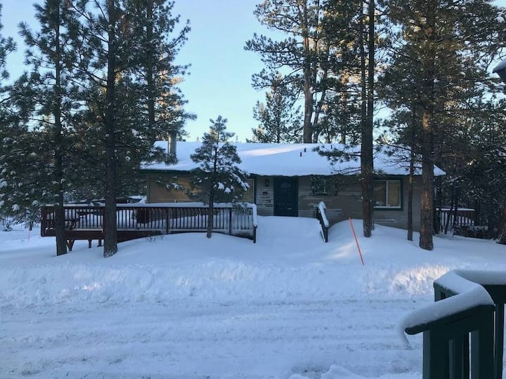 Sled Hill•bbq•hot Tub•fireplace•5mins2 Snow Summit - Big Bear Lake, CA