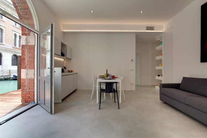 Terrace Luxury Loft, Perfect For 14 People! - Venise