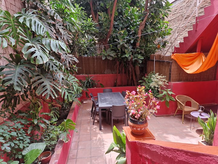 B - Gracia-apartments. Coté Gaudí. Grande Terrasse - Barcelona