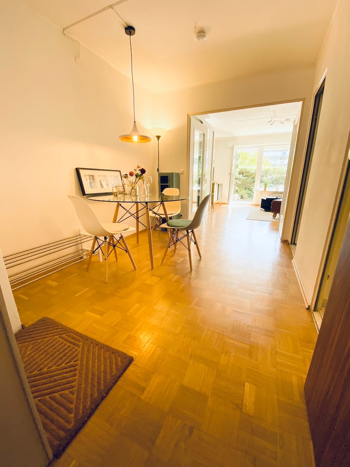 Vollausgestattetes 1,5 Zi. Appartment + Terrasse - Stuttgart