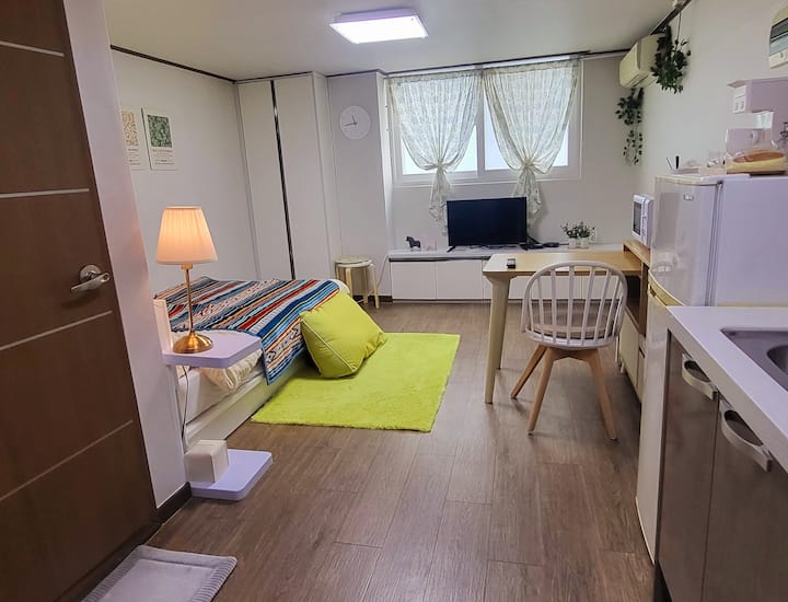 Gwonseon-gu 휴가 숙소 & 숙박시설 - Gwonseon-gu, 수원시, 한국 | 에어비앤비