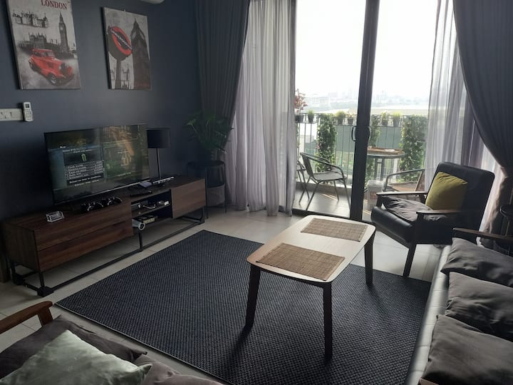 The Mines Astetica 3 Rooms - Seri Kembangan
