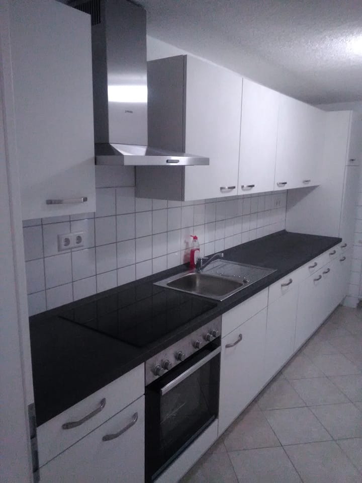 Zimmer Mit Großem Balkon In Walldorf - Wiesloch