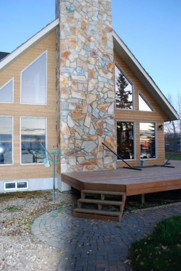 Turtle Lake Vacation Rentals & Homes - Saskatchewan, Canada | Airbnb