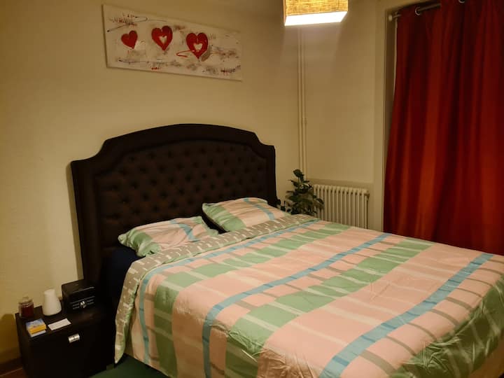 Chambre Premium. Proche Transports & Commerces - Neuenburg