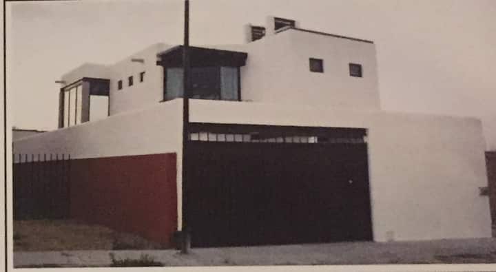 Casa Luz (Minimalist New House) - San Miguel de Allende