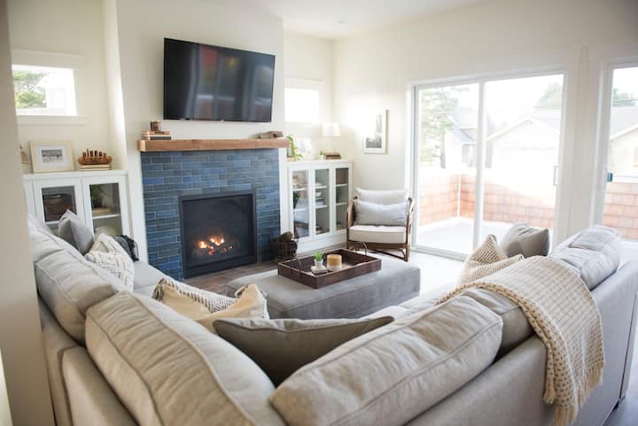Gorgeous 3 Story Beach House! - Long Beach, WA