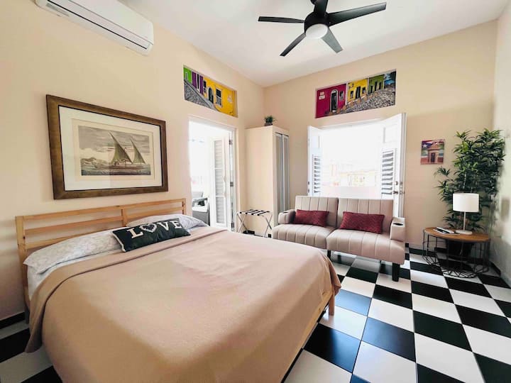 Casa Luna (Room 10 Balcony) - San Juan, Puerto Rico