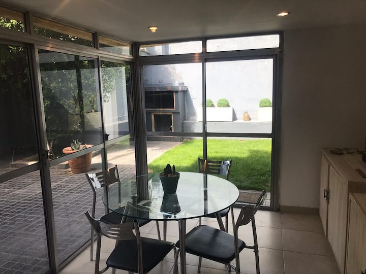Casa Entera 8 Personas. Genial Ubicación!! - Mendoza