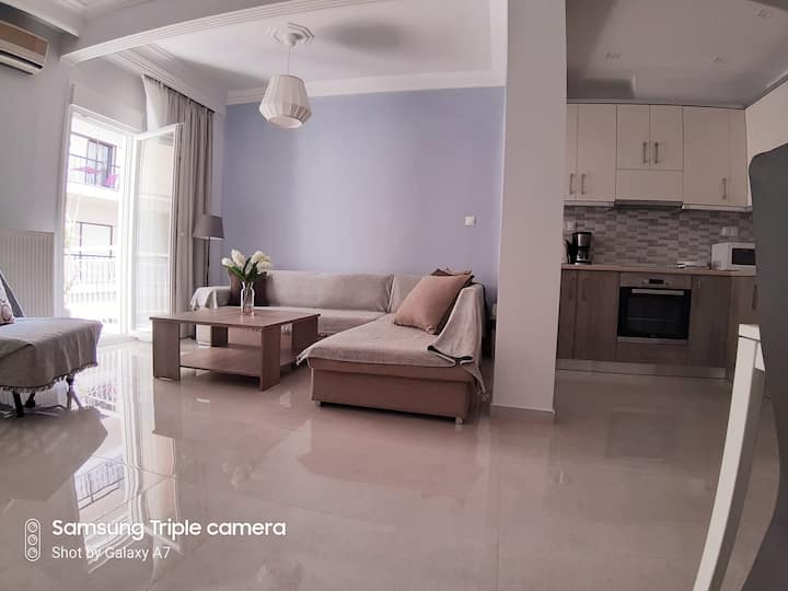 Navarinou Sq.-ancient Ruins View-lux 2bd Apartment - Thessaloniki