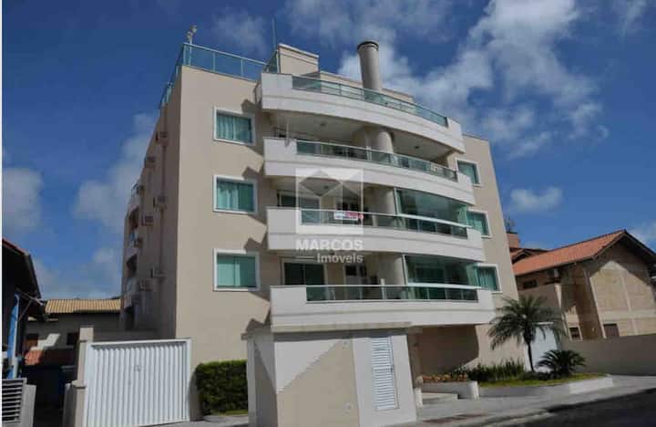 ÓTimo Ap Nova Mobília Bombinhas, Próximo à Praia! - Bombinhas