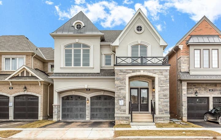Luxury Home Oakville - Oakville