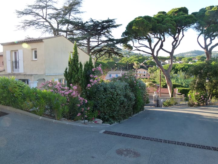 Sainte Maxime: 150m De La Plage Sable Fin - Les Issambres
