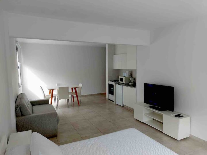 Loft En Palermo
La Rural/ Embajada Eeuu - Buenos Aires