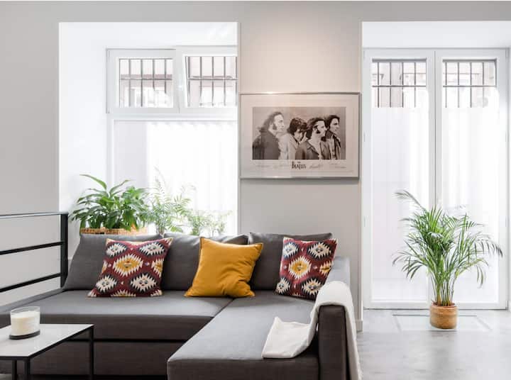 Exclusive Designer Loft In The Centre For 6 People - Madrid