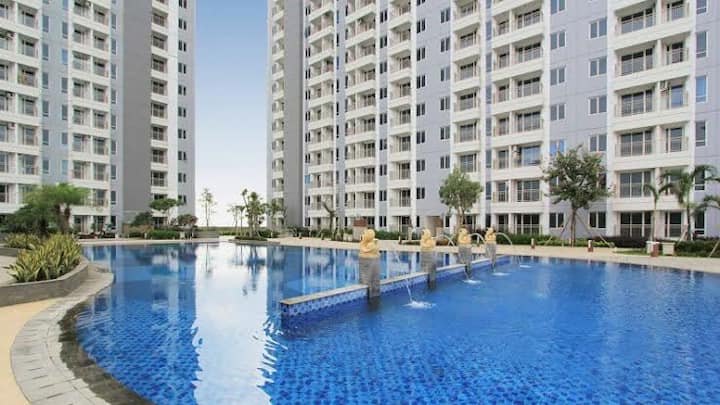 Cozy Apartment With City View - Surabaya